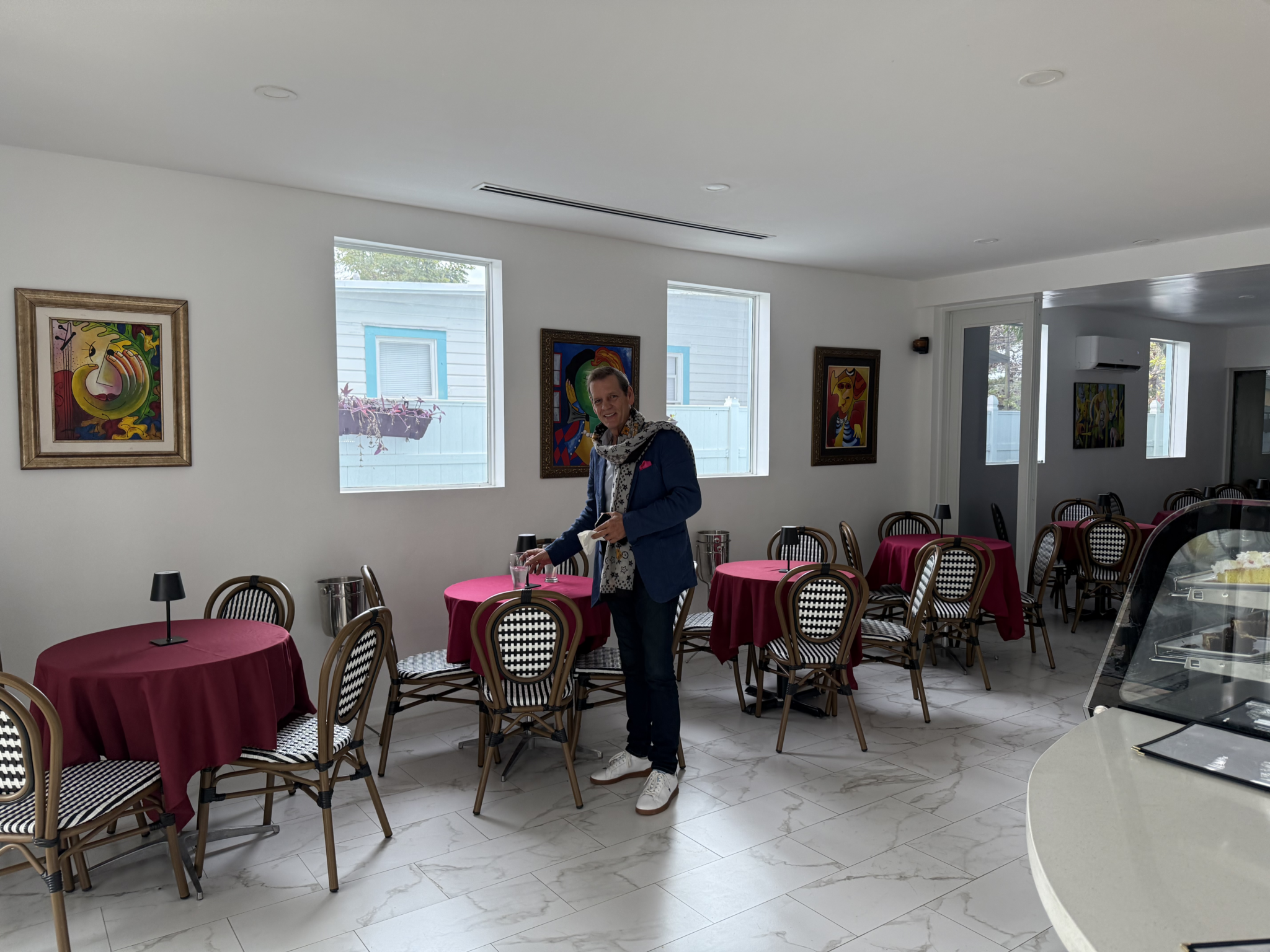 Vacancy to Vision: Garin Art Caffé Reopens a Grand Avenue Storefront ...